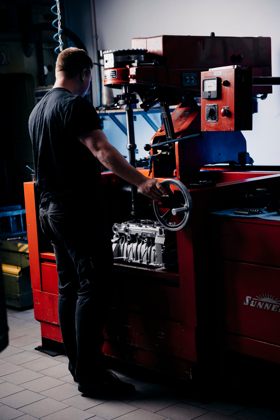 Motoreninstandsetzung – MIK Motoren GmbH