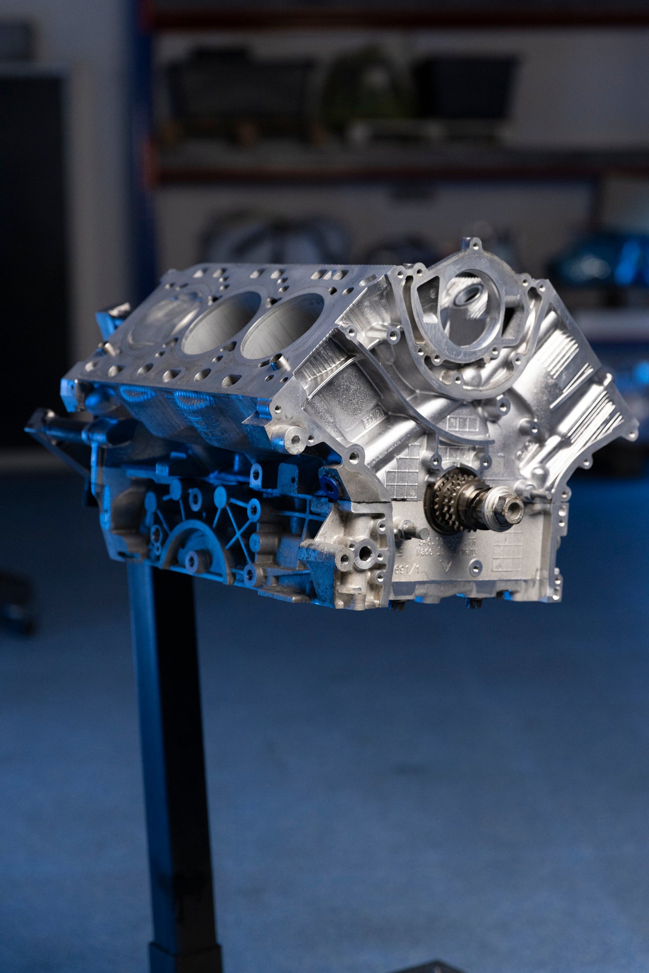 Motoreninstandsetzung – MIK Motoren GmbH